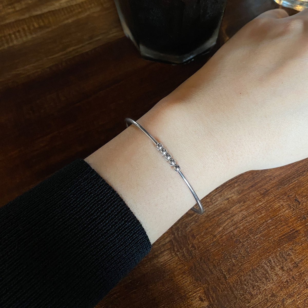 Mala Soothing Bangle | Gelang Fidget Anti-Cemas | LOULOUROSE